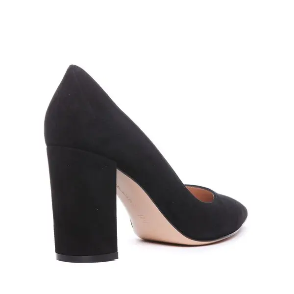 GIANVITO ROSSI Piper Pumps - Black