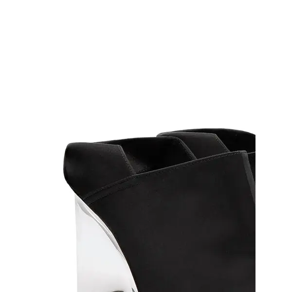 Alaïa Satin Wedge Heel Shoes - Black