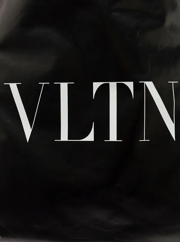 Valentino Garavani Black Backpack With Drawstring And Contrasting Vltn Print In Patent Leather - Multicolor