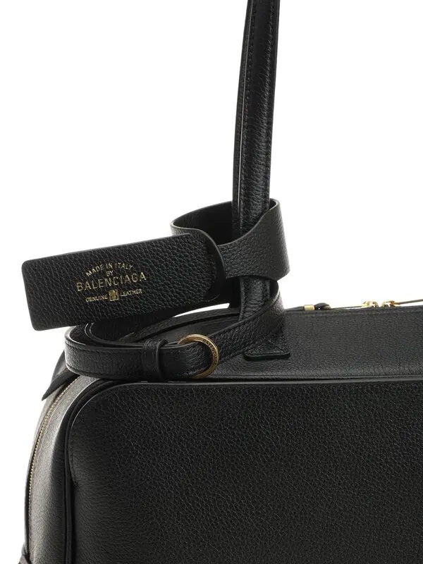Balenciaga Carrie Medium Leather Tote Bag