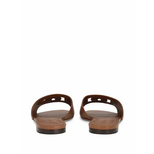 Dolce & Gabbana Flip-flops & Slides