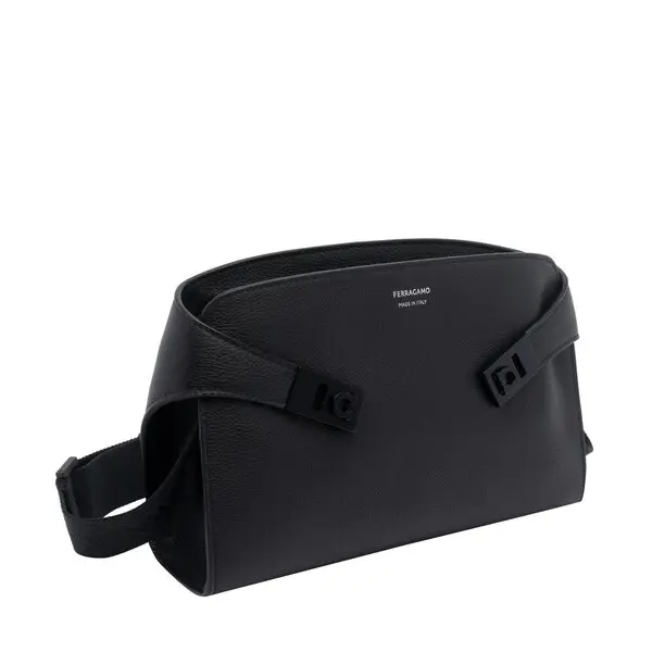FERRAGAMO Hug Messenger Bag