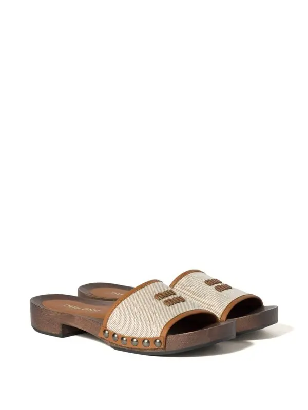 Miu Miu Logo Slides