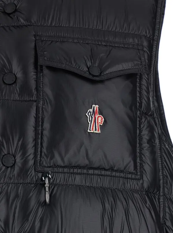 Moncler Down Jacket 'uychi' With High Collar And Logo Patch On The Front In Tech Fabric Black
