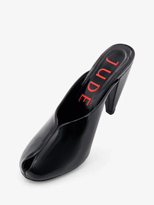 JUDE Patent Leather Paw Mule Sandals