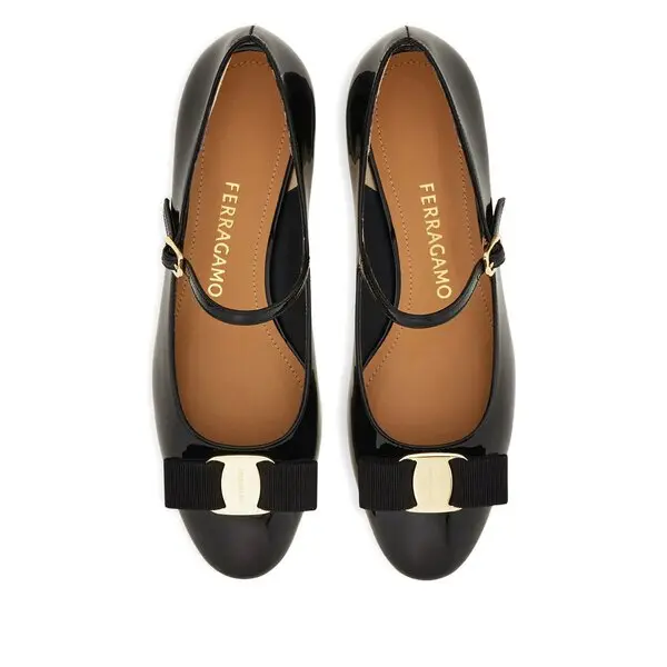 FERRAGAMO Shoes