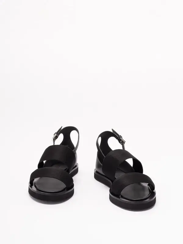 Max Mara Leather Flat Sandals - Multicolor