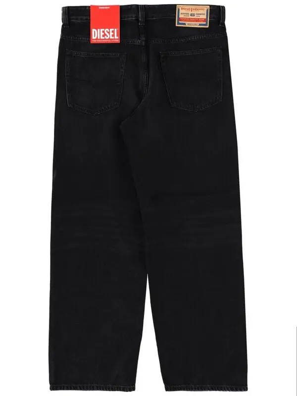 DIESEL® 2001 D-macro Jeans
