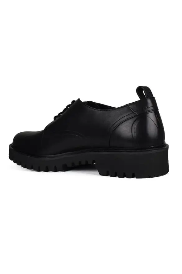 Valentino Garavani Derbies