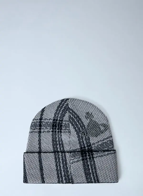 VIVIENNE WESTWOOD Tartan Beanie - Gray