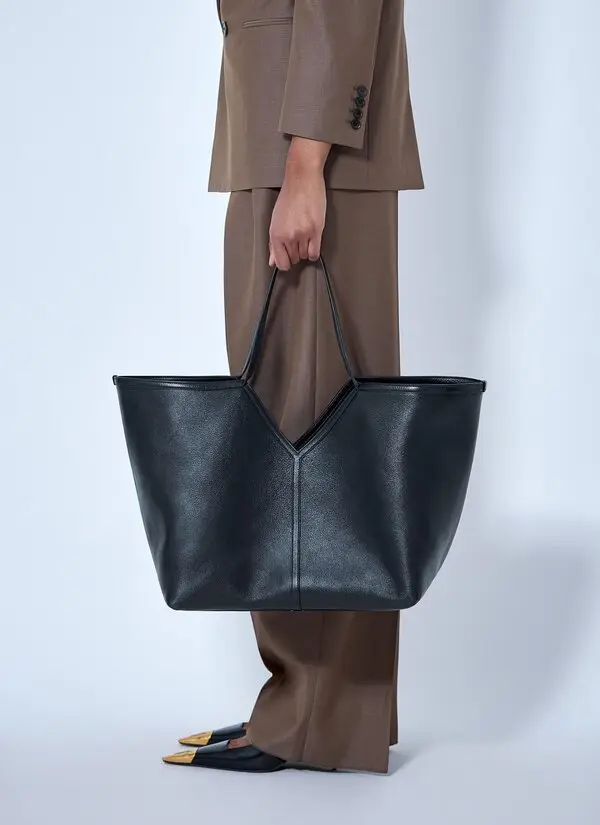 Saint Laurent Y Thin Tote Bag - Black
