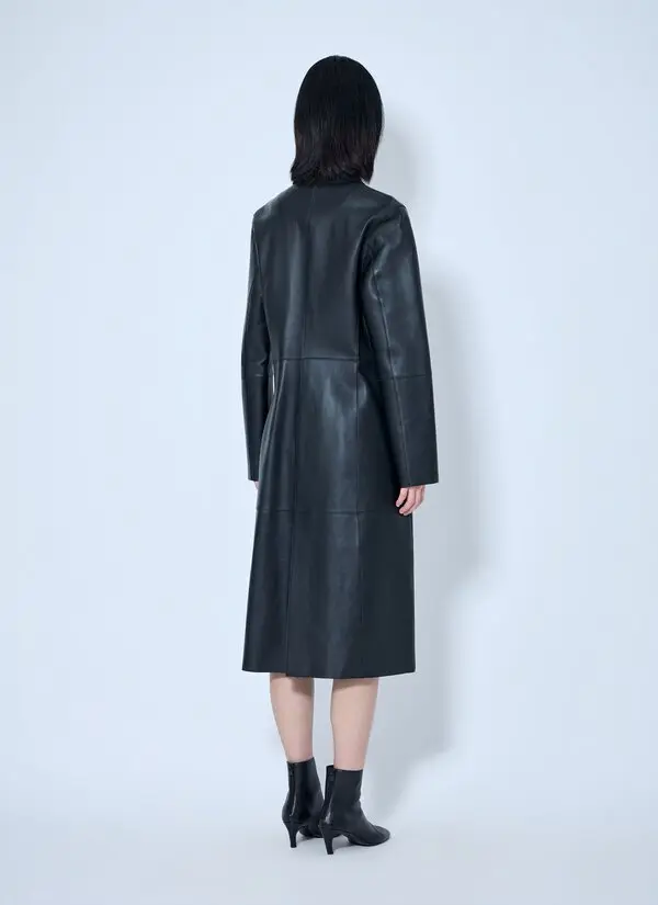 TOTEME Slim Leather Coat