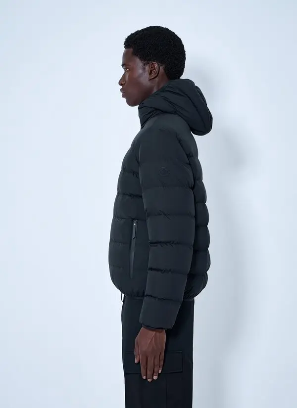 Moncler Arajoki Hooded Short Down Jacket