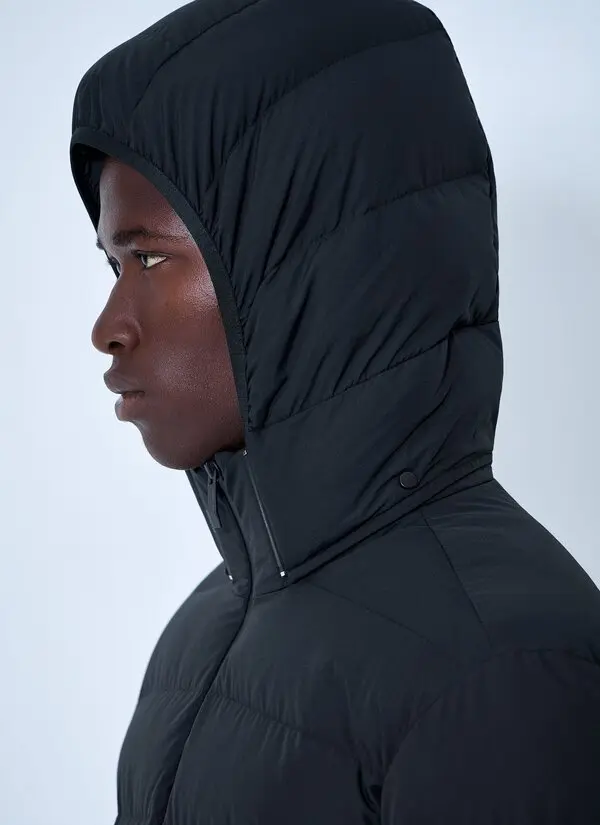 Moncler Arajoki Hooded Short Down Jacket