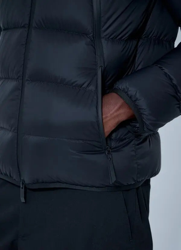 Moncler Dalalven Short Down Jacket