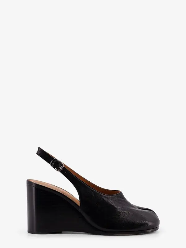 MAISON MARGIELA Tabi Leather Pumps - Black