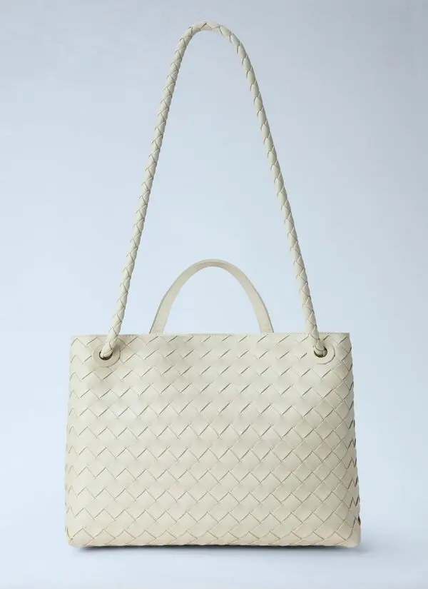 Bottega Veneta Andiamo Handbag - Cream