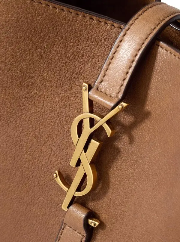Saint Laurent Le 5 À 7 Small In Leather