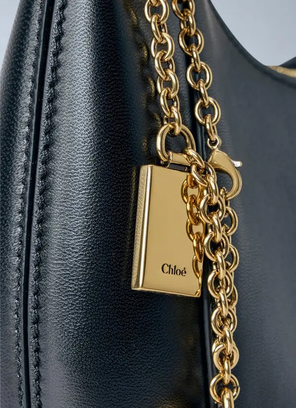 Chloé Banana Nappa Zipped Shoulder Bag - Black