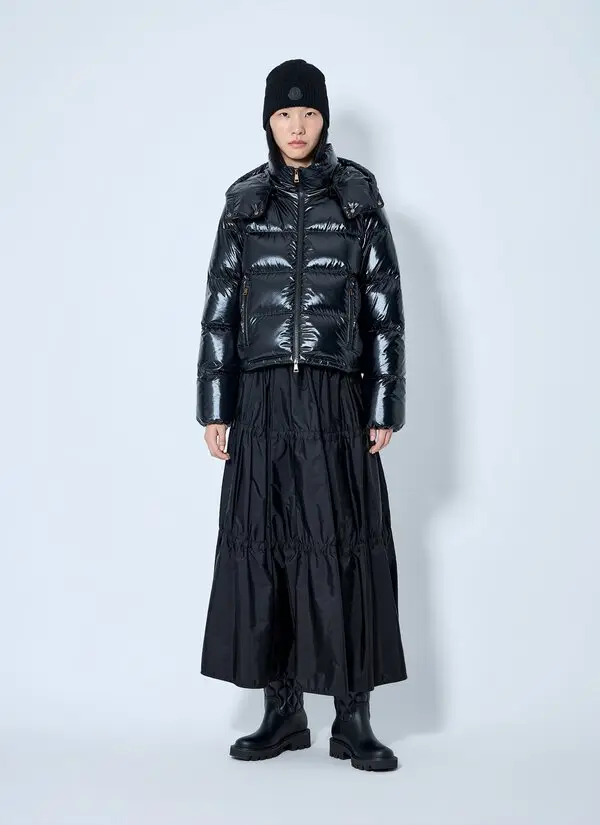 Moncler Niveole Short Down Jacket