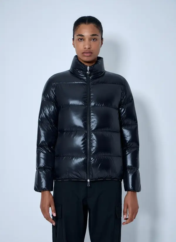 Moncler Abbadia Down Jacket - Black