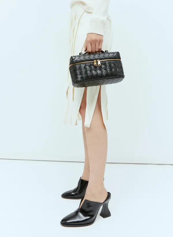 Bottega Veneta Intrecciato Leather Vanity Case - Black