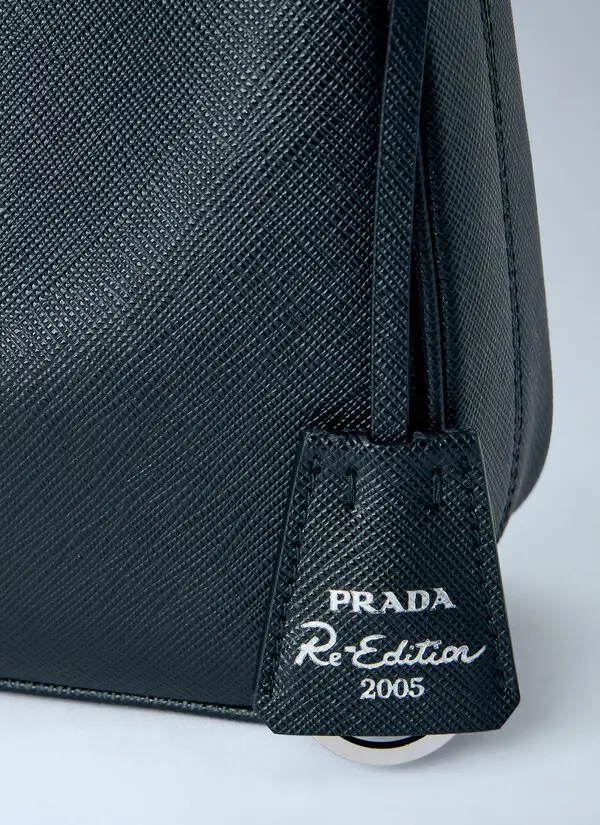 Prada Re-edition 2005 Saffiano Shoulder Bag