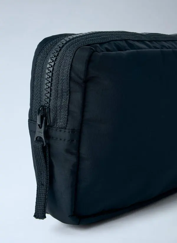 Stone Island Compact Logo Pouch - Black