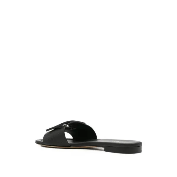 Fendi Flip-flops & Slides