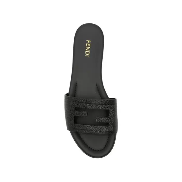 Fendi Ff Logo Plaque Leather Slides - Black