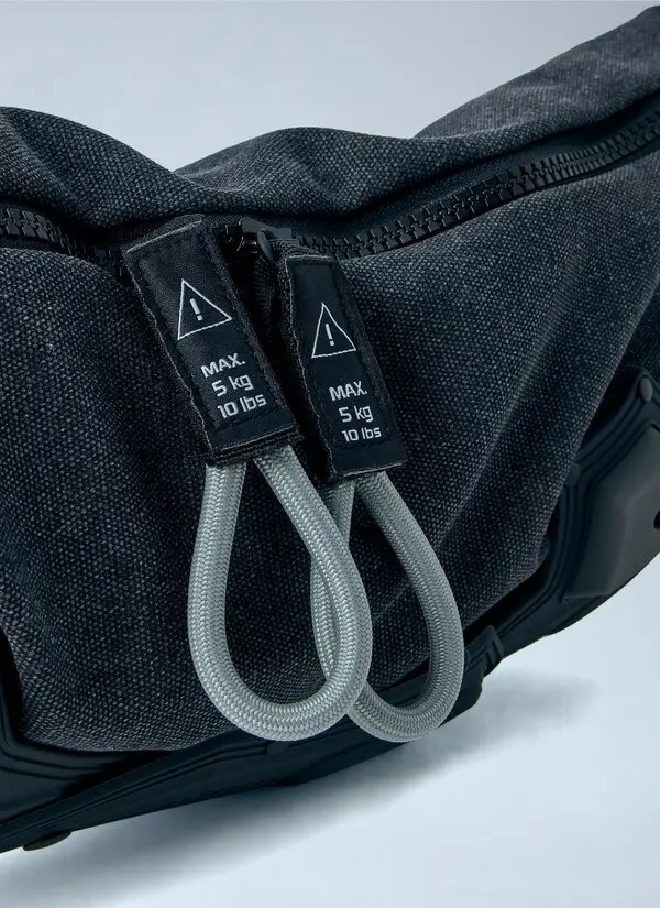 INNERRAUM Object M07 Crossbody Bag