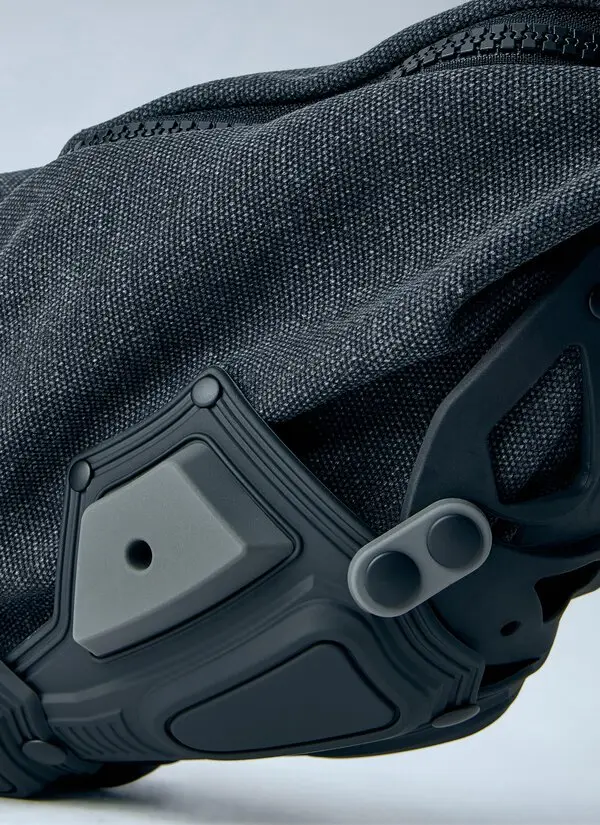 INNERRAUM Object M07 Crossbody Bag