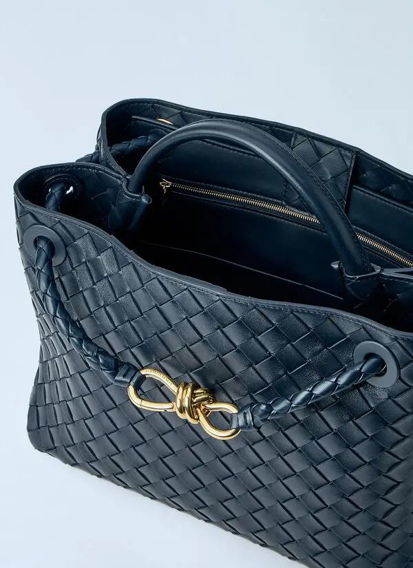 Bottega Veneta Andiamo Handbag - Blue