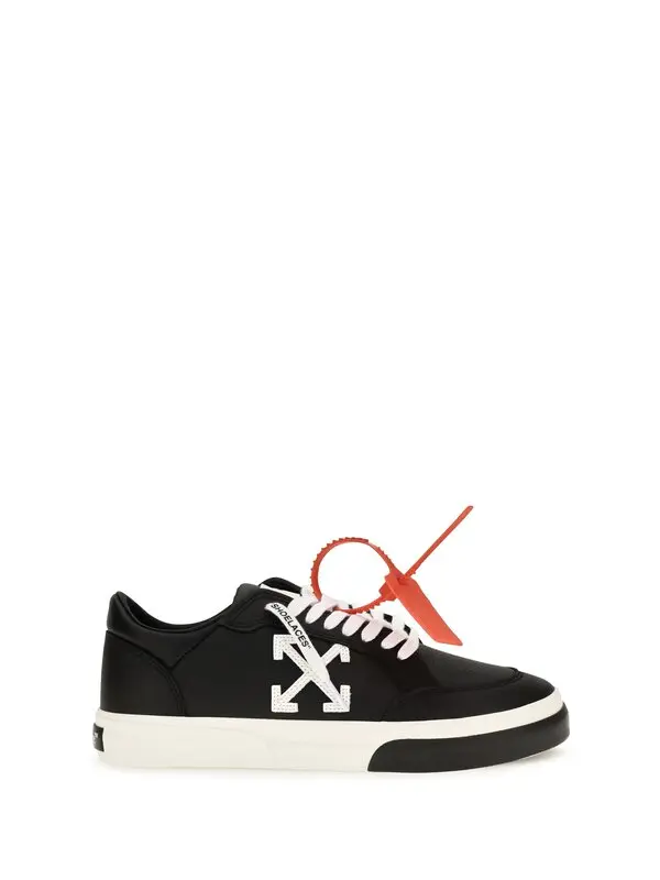 Off-White Vulcanized Low Sneakers