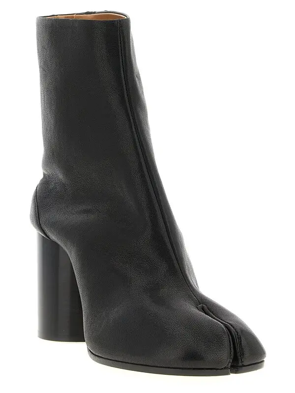 MAISON MARGIELA Tabi Ankle Boots - Black