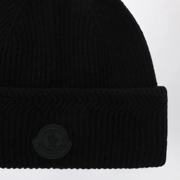 Moncler Wool And Cashmere Beanie - Black