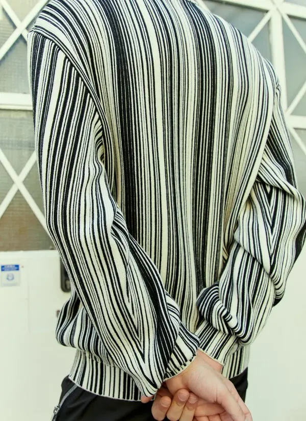 VTMNTS Glitched Knitted Sweater