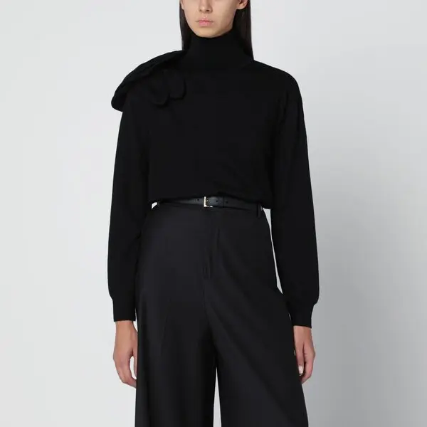 Moschino Turtleneck Sweater With Flower Detail - Black