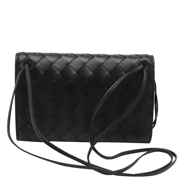 Bottega Veneta Andiamo Pouch - Brown
