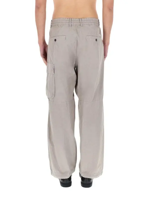 C.P. COMPANY Cargo Trousers With Logo Patch - Cream