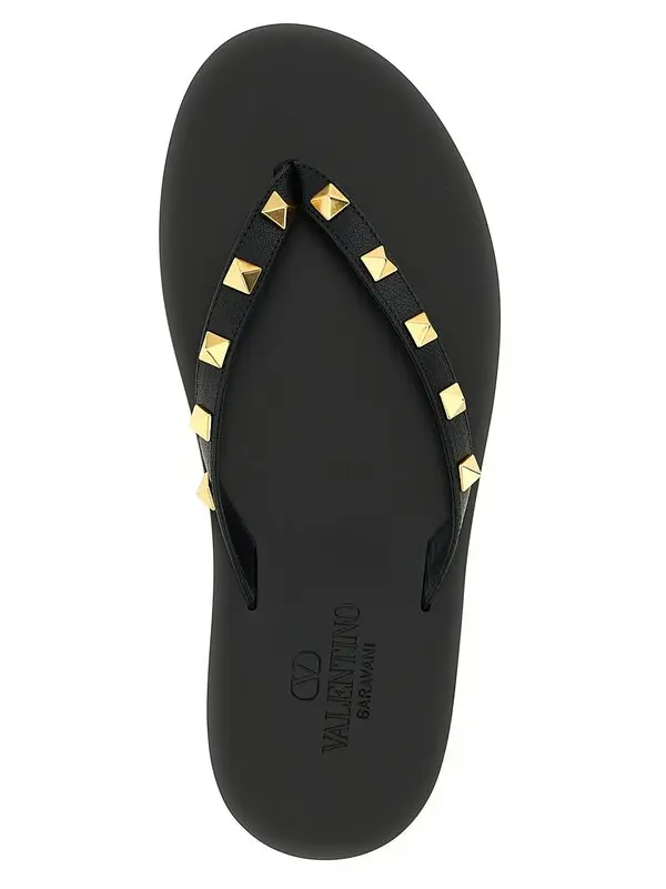 Valentino Garavani Thong Rockstud' Sandals