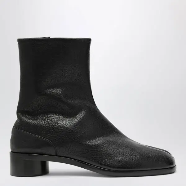 MAISON MARGIELA Tabi Leather Ankle Boots - Black