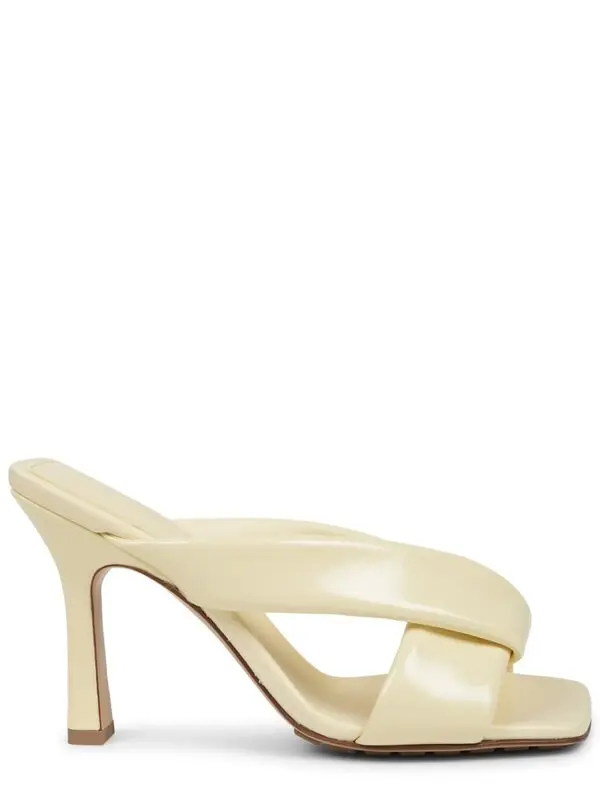 Bottega Veneta Sandalo Riva - Cream
