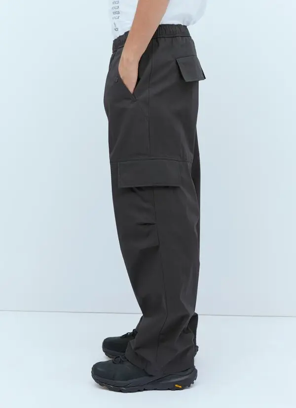Moncler Logo Patch Cargo Pants - Green