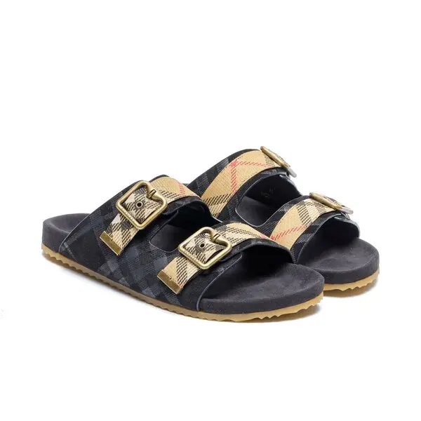 Burberry Urchin Check Sandals