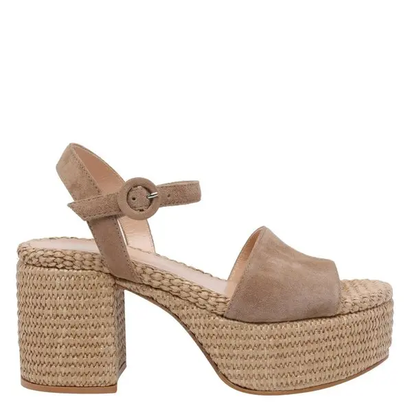 GIANVITO ROSSI Carol Pumps - Cream