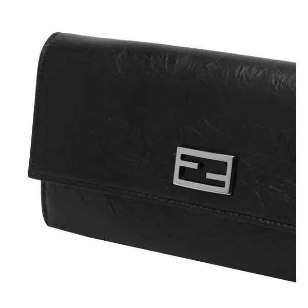 Fendi Continental Wallet On Chain Tube With Ff Baguette Logo - Black