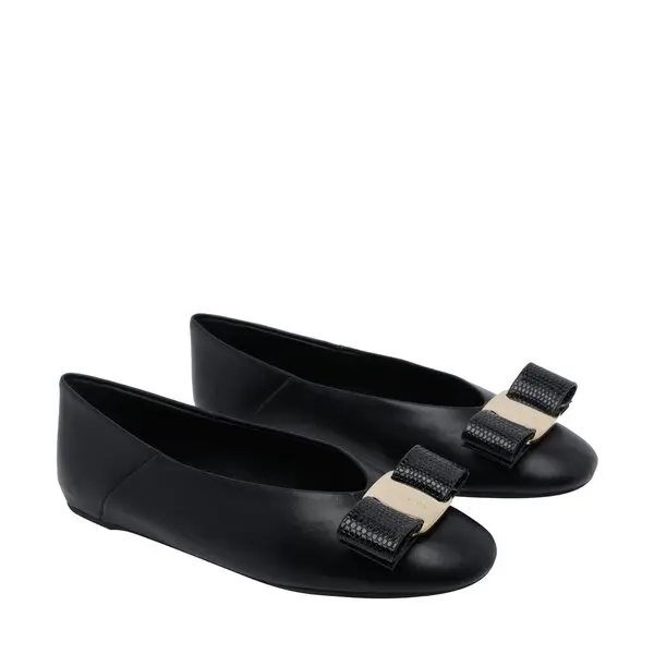 FERRAGAMO Vara Bow Ballets - Black