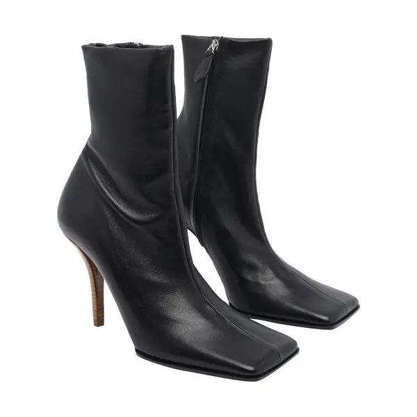 Alaïa Leather Soft Squared Pump Boots