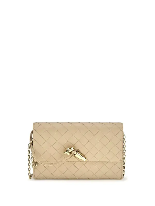 Bottega Veneta Andiamo Pouch On Chain - Cream